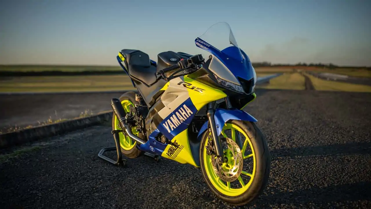 Yamaha R15: Ficha Técnica e Desempenho, Tudo Sobre! | Vivendo Duas Rodas